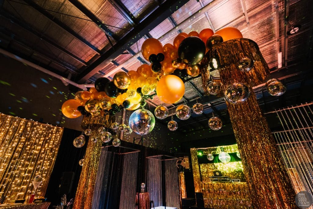 8 Ways to Decorate With Mirror Balls | Feel Good Events